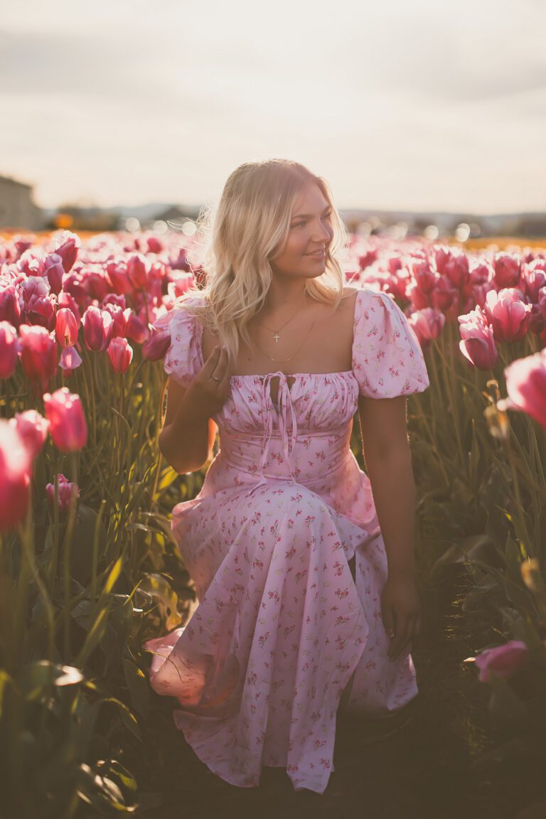 Capturing Memories: A Stunning Senior Photography Shoot in Vancouver, Washington’s Vibrant Tulip ...