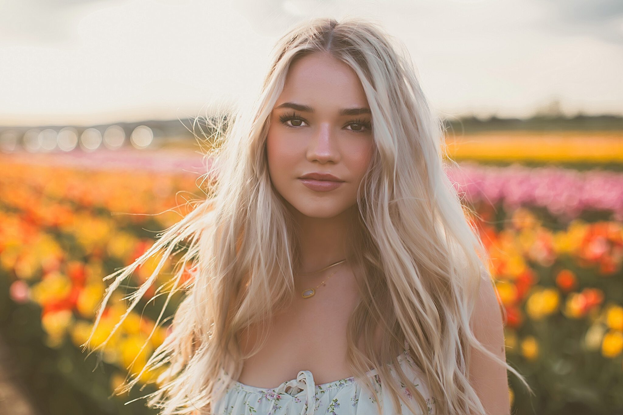 Capturing Memories: A Stunning Senior Photography Shoot in Vancouver, Washington’s Vibrant Tulip ...